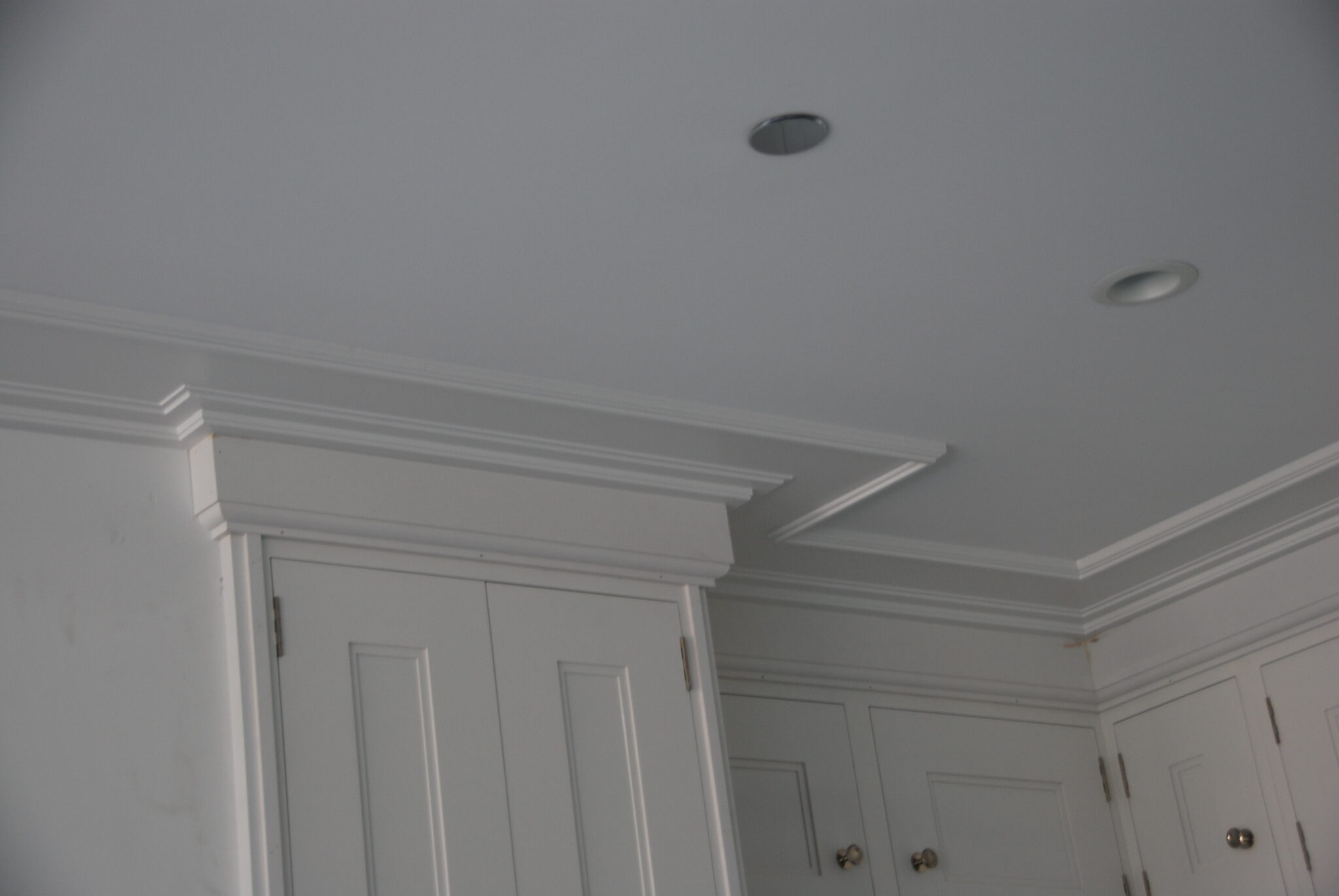 Precision Moulding Company | Crown Casing | IL